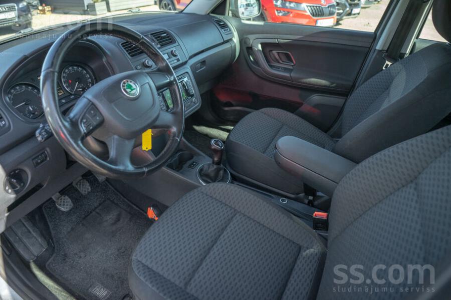 Pelēks Skoda Fabia 2012 Liepāja, ar dzinēja tilpumu 1.20 L un nobraukumu 295 tūkst. km par 850 €, foto 10 vietnē AUTOMOTO.COM.LV