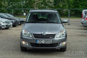 Pelēks Skoda Fabia 2012 Liepāja, ar dzinēja tilpumu 1.20 L un nobraukumu 295 tūkst. km par 3950 €, foto 2 vietnē AUTOMOTO.COM.LV
