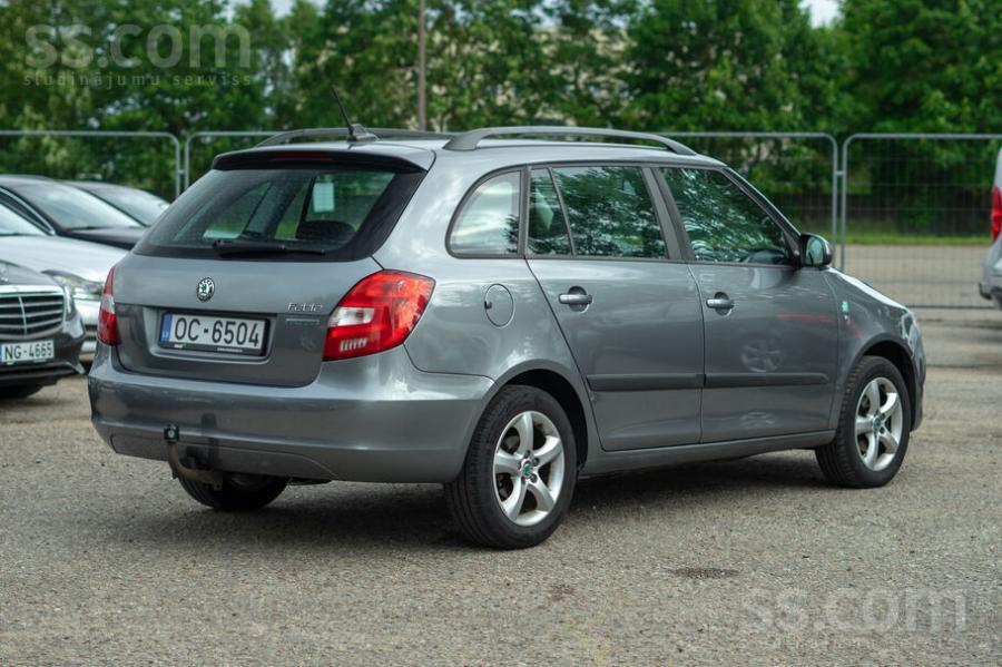 Pelēks Skoda Fabia 2012 Liepāja, ar dzinēja tilpumu 1.20 L un nobraukumu 295 tūkst. km par 3950 €, foto 6 vietnē AUTOMOTO.COM.LV