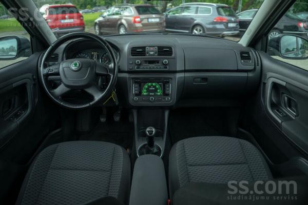 Pelēks Skoda Fabia 2012 Liepāja, ar dzinēja tilpumu 1.20 L un nobraukumu 295 tūkst. km par 3950 €, foto 9 vietnē AUTOMOTO.COM.LV