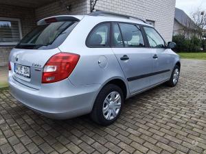 Grey Skoda Fabia 2012 in Kaunas, with an engine capacity of 1.60 L and mileage of 255 thousand km for 2300 €, photo 2 on AUTOMOTO.COM.LV