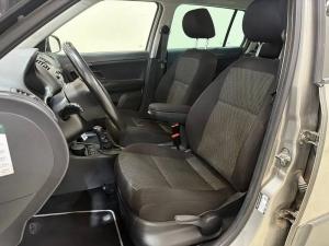 Grey Skoda Fabia 2014 in Limbazi, with an engine capacity of 1.20 L and mileage of 278 thousand km for 5950 €, photo 10 on AUTOMOTO.COM.LV