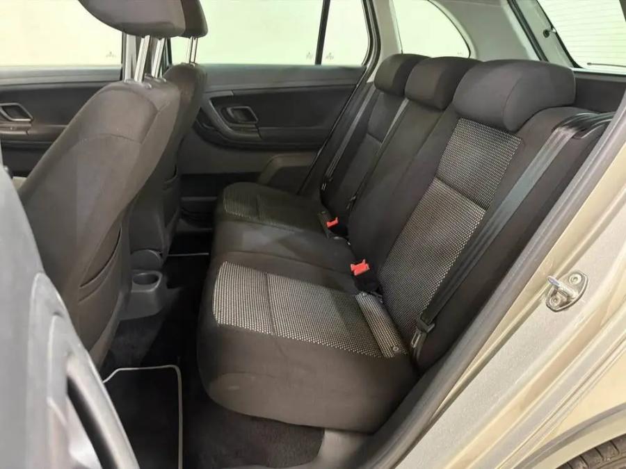 Grey Skoda Fabia 2014 in Limbazi, with an engine capacity of 1.20 L and mileage of 278 thousand km for 5950 €, photo 14 on AUTOMOTO.COM.LV