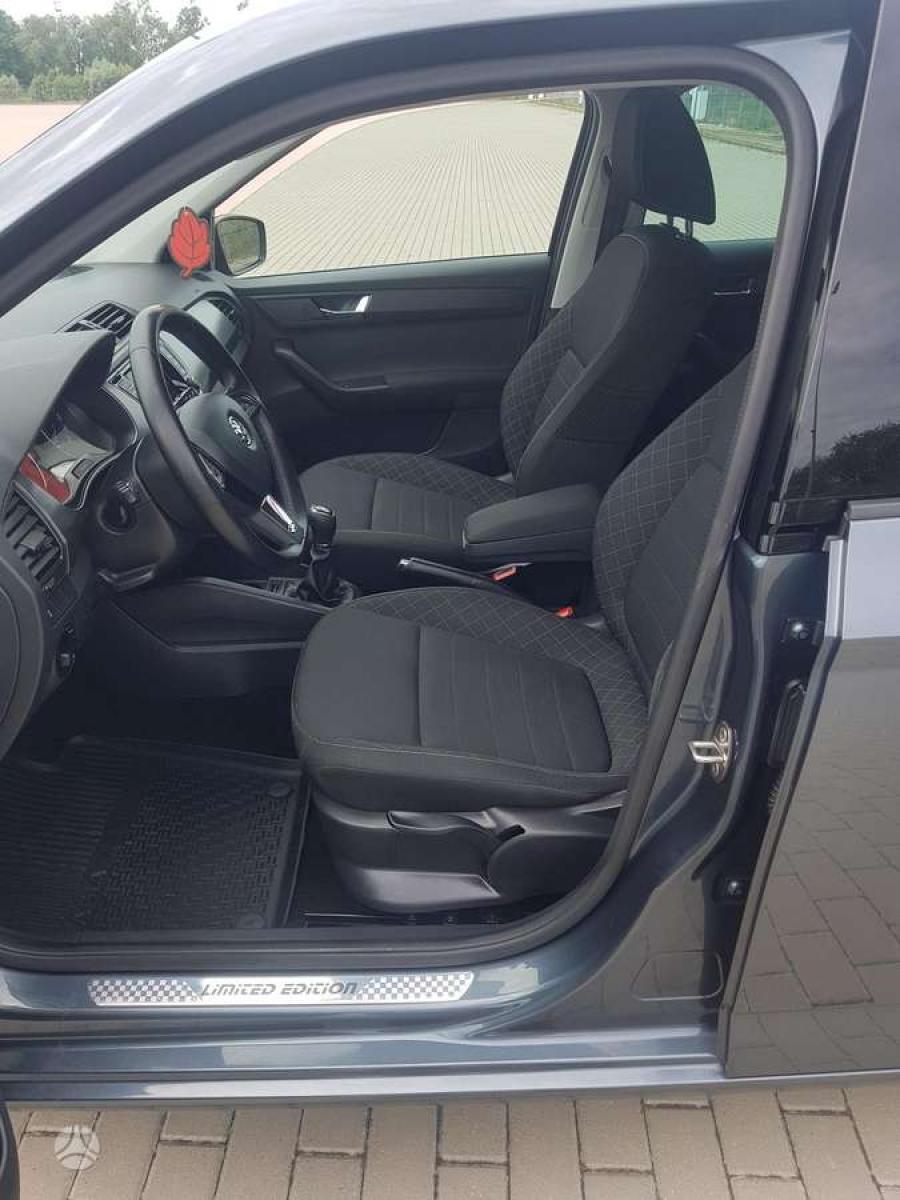 Pelēks Skoda Fabia 2015 Marijampole, ar dzinēja tilpumu 1.60 L un nobraukumu 223 tūkst. km par 5550 €, foto 13 vietnē AUTOMOTO.COM.LV
