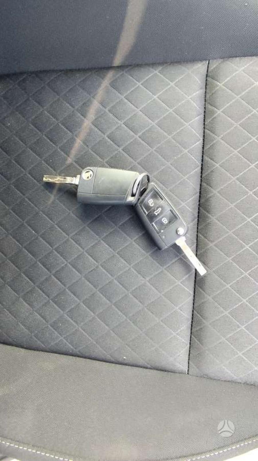 Grey Skoda Fabia 2015 in Kaunas, with an engine capacity of 1.42 L and mileage of 248 thousand km for 5550 €, photo 20 on AUTOMOTO.COM.LV