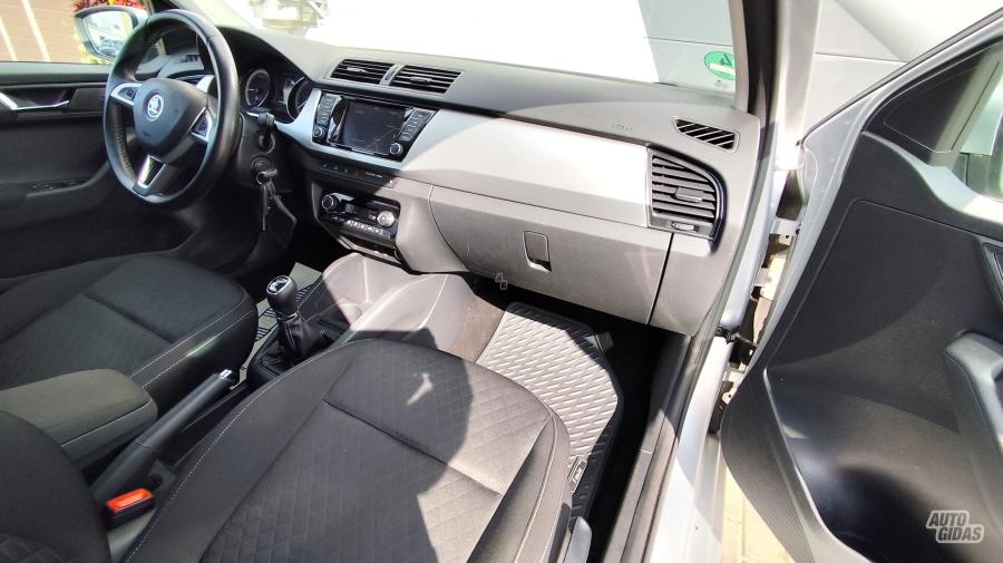 Grey Skoda Fabia 2015 in Ramuciai, with an engine capacity of 1.40 L and mileage of 248 thousand km for 5550 €, photo 17 on AUTOMOTO.COM.LV