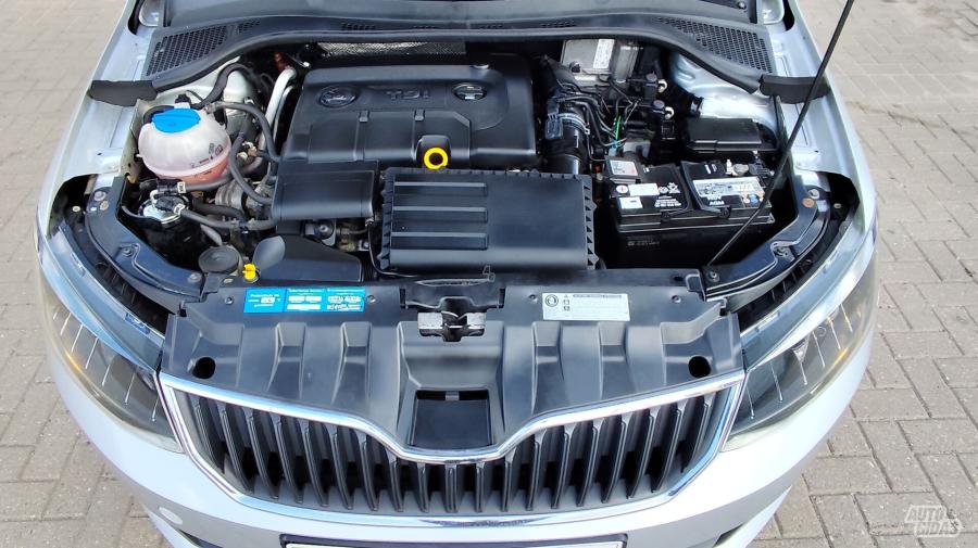 Grey Skoda Fabia 2015 in Ramuciai, with an engine capacity of 1.40 L and mileage of 248 thousand km for 5550 €, photo 19 on AUTOMOTO.COM.LV