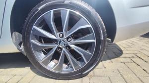 Grey Skoda Fabia 2015 in Ramuciai, with an engine capacity of 1.40 L and mileage of 248 thousand km for 5550 €, photo 21 on AUTOMOTO.COM.LV