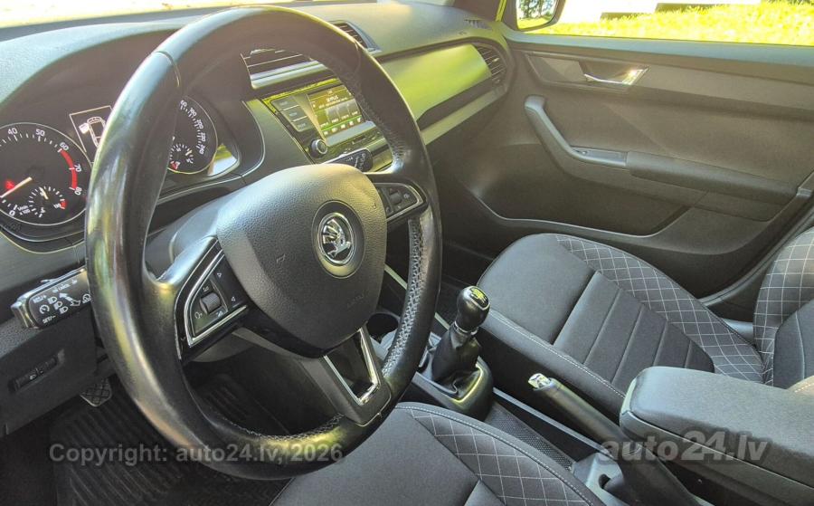 Pelēks Skoda Fabia 2015 Tallina, ar dzinēja tilpumu 1.20 L un nobraukumu 169 tūkst. km par 5999 €, foto 7 vietnē AUTOMOTO.COM.LV