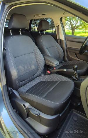 Pelēks Skoda Fabia 2015 Tallina, ar dzinēja tilpumu 1.20 L un nobraukumu 169 tūkst. km par 5999 €, foto 8 vietnē AUTOMOTO.COM.LV