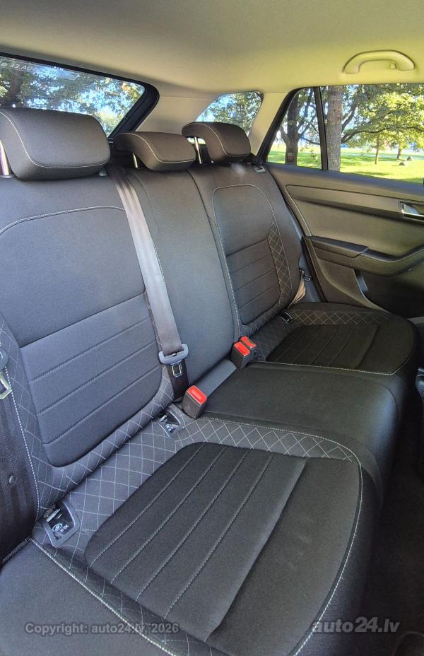 Grey Skoda Fabia 2015 in Tallinn, with an engine capacity of 1.20 L and mileage of 169 thousand km for 5999 €, photo 10 on AUTOMOTO.COM.LV