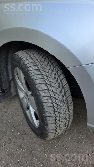Grey Skoda Fabia 2015 in Riga, with an engine capacity of 1.40 L and mileage of 254 thousand km for 4200 €, photo 11 on AUTOMOTO.COM.LV