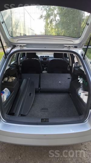 Grey Skoda Fabia 2015 in Riga, with an engine capacity of 1.40 L and mileage of 254 thousand km for 4200 €, photo 13 on AUTOMOTO.COM.LV