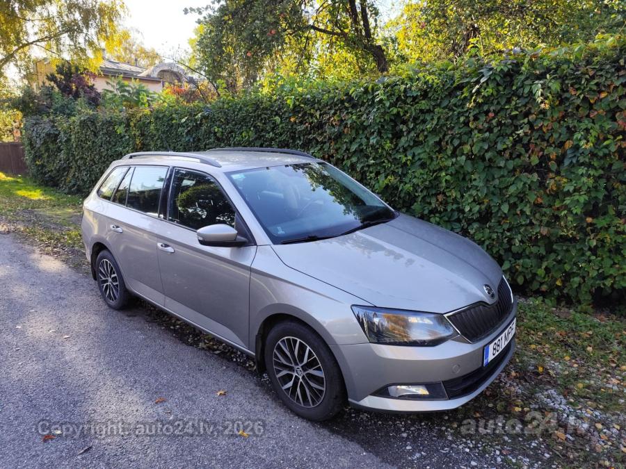 Grey Skoda Fabia 2015 in Tartu, with an engine capacity of 1.20 L and mileage of 229 thousand km for 6490 €, photo 5 on AUTOMOTO.COM.LV