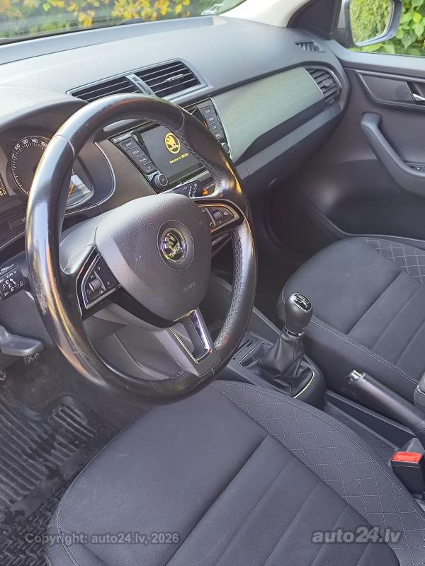 Grey Skoda Fabia 2015 in Tartu, with an engine capacity of 1.20 L and mileage of 229 thousand km for 6490 €, photo 8 on AUTOMOTO.COM.LV