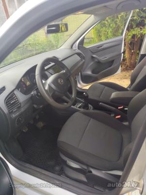 Pelēks Skoda Fabia 2016 Rakvere, ar dzinēja tilpumu 1.20 L un nobraukumu 205 tūkst. km par 5490 €, foto 9 vietnē AUTOMOTO.COM.LV
