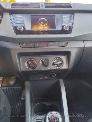 Pelēks Skoda Fabia 2016 Rakvere, ar dzinēja tilpumu 1.20 L un nobraukumu 205 tūkst. km par 5490 €, foto 16 vietnē AUTOMOTO.COM.LV