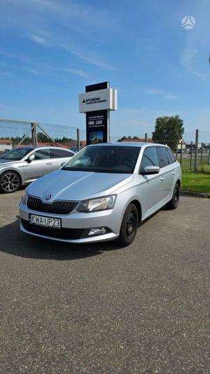Pelēks Skoda Fabia 2016 Viļņa, ar dzinēja tilpumu 1.20 L un nobraukumu 227 tūkst. km par 4250 €, foto 3 vietnē AUTOMOTO.COM.LV