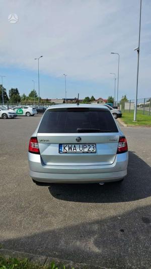 Pelēks Skoda Fabia 2016 Viļņa, ar dzinēja tilpumu 1.20 L un nobraukumu 227 tūkst. km par 4250 €, foto 7 vietnē AUTOMOTO.COM.LV
