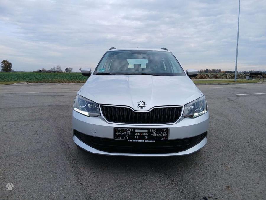 Pelēks Skoda Fabia 2017 Marijampole, ar dzinēja tilpumu 1.42 L un nobraukumu 116 tūkst. km par 6650 €, foto 17 vietnē AUTOMOTO.COM.LV