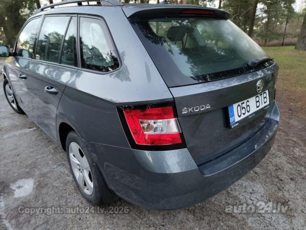 Grey Skoda Fabia 2017 in Tallinn, with an engine capacity of 1.20 L and mileage of 71 thousand km for 10500 €, photo 4 on AUTOMOTO.COM.LV