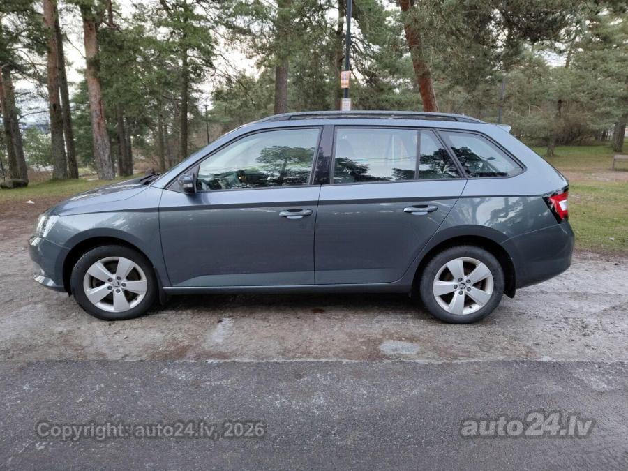 Grey Skoda Fabia 2017 in Tallinn, with an engine capacity of 1.20 L and mileage of 71 thousand km for 10500 €, photo 5 on AUTOMOTO.COM.LV