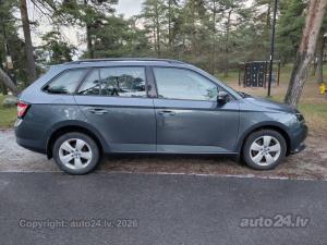 Grey Skoda Fabia 2017 in Tallinn, with an engine capacity of 1.20 L and mileage of 71 thousand km for 10500 €, photo 6 on AUTOMOTO.COM.LV