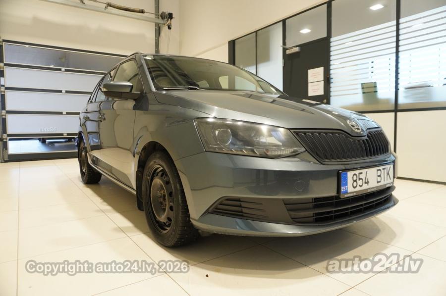 Grey Skoda Fabia 2017 in Tallinn, with an engine capacity of 1.20 L and mileage of 160 thousand km for 5900 €, photo 5 on AUTOMOTO.COM.LV