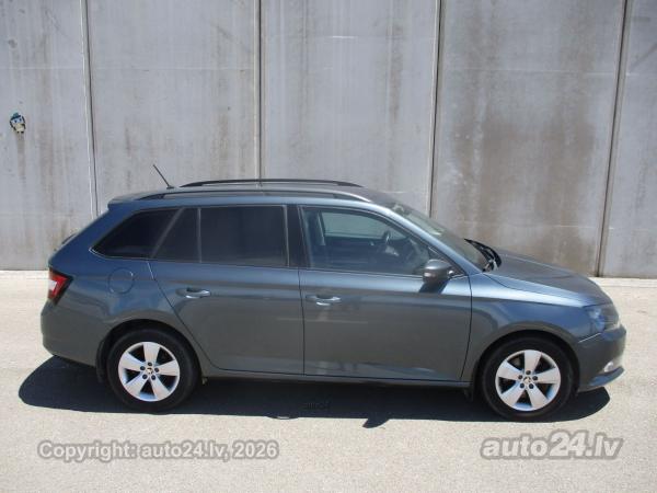 Grey Skoda Fabia 2017 in Tallinn, with an engine capacity of 1.20 L and mileage of 105 thousand km for 11400 €, photo 7 on AUTOMOTO.COM.LV