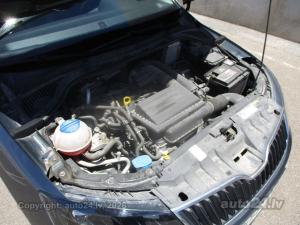 Grey Skoda Fabia 2017 in Tallinn, with an engine capacity of 1.20 L and mileage of 105 thousand km for 11400 €, photo 20 on AUTOMOTO.COM.LV