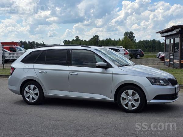 Grey Skoda Fabia 2017 in Cesis, with an engine capacity of 1.40 L and mileage of 290 thousand km for 4000 €, photo 6 on AUTOMOTO.COM.LV