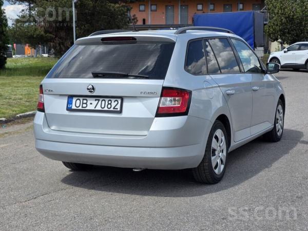 Grey Skoda Fabia 2017 in Cesis, with an engine capacity of 1.40 L and mileage of 290 thousand km for 4000 €, photo 8 on AUTOMOTO.COM.LV