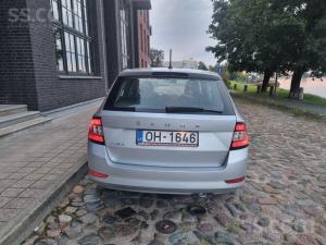 Grey Skoda Fabia 2017 in Riga, with an engine capacity of 1.40 L and mileage of 228 thousand km for 3750 €, photo 7 on AUTOMOTO.COM.LV