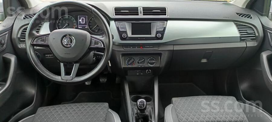 Grey Skoda Fabia 2017 in Riga, with an engine capacity of 1.40 L and mileage of 228 thousand km for 3750 €, photo 9 on AUTOMOTO.COM.LV