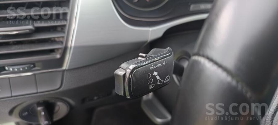 Grey Skoda Fabia 2017 in Riga, with an engine capacity of 1.40 L and mileage of 228 thousand km for 3750 €, photo 14 on AUTOMOTO.COM.LV