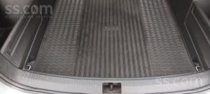 Grey Skoda Fabia 2017 in Riga, with an engine capacity of 1.40 L and mileage of 228 thousand km for 3750 €, photo 16 on AUTOMOTO.COM.LV