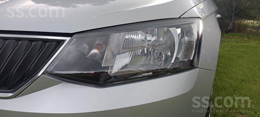 Grey Skoda Fabia 2017 in Riga, with an engine capacity of 1.40 L and mileage of 228 thousand km for 3750 €, photo 21 on AUTOMOTO.COM.LV