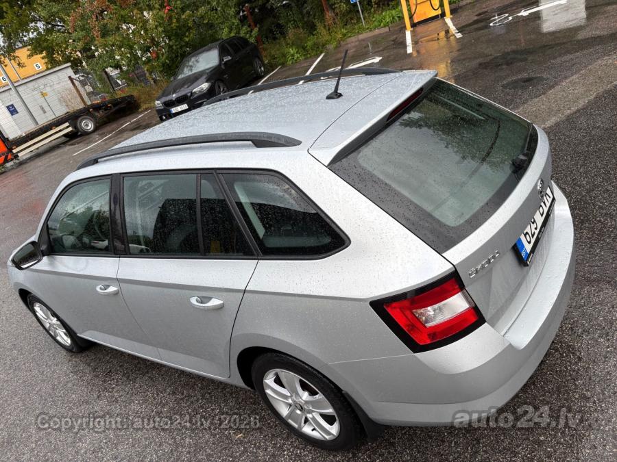 Pelēks Skoda Fabia 2017 Tallina, ar dzinēja tilpumu 1.00 L un nobraukumu 35 tūkst. km par 7500 €, foto 4 vietnē AUTOMOTO.COM.LV