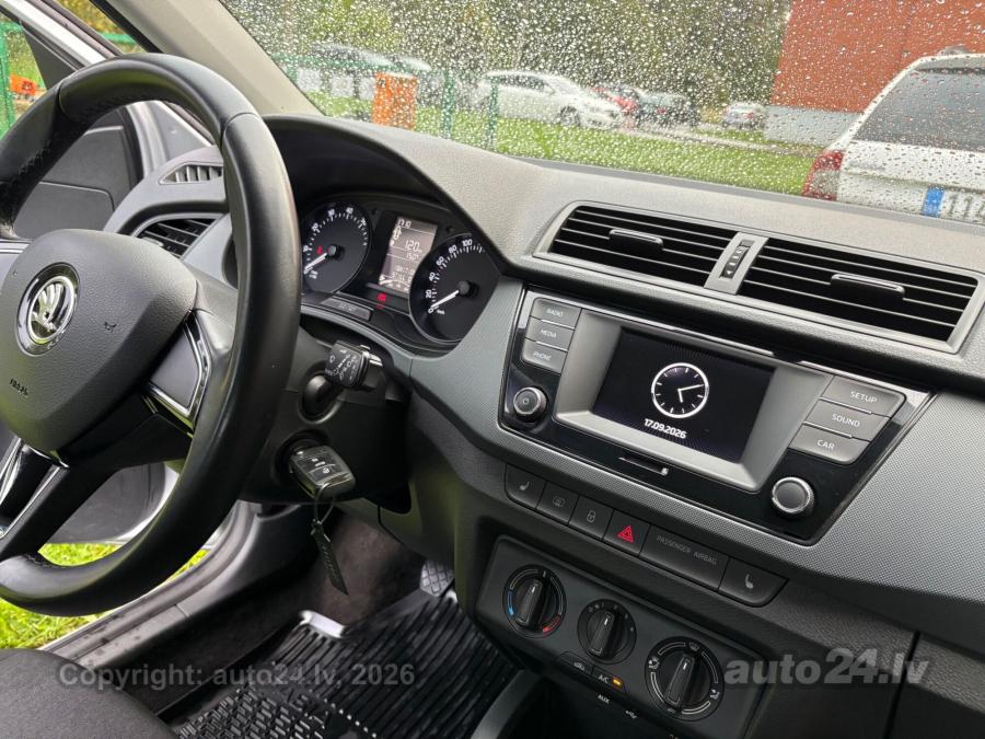Pelēks Skoda Fabia 2017 Tallina, ar dzinēja tilpumu 1.00 L un nobraukumu 35 tūkst. km par 7500 €, foto 11 vietnē AUTOMOTO.COM.LV
