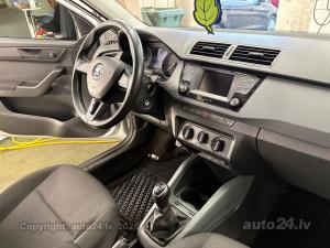 Pelēks Skoda Fabia 2017 Tallina, ar dzinēja tilpumu 1.00 L un nobraukumu 35 tūkst. km par 7500 €, foto 12 vietnē AUTOMOTO.COM.LV