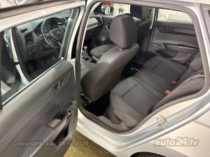 Pelēks Skoda Fabia 2017 Tallina, ar dzinēja tilpumu 1.00 L un nobraukumu 35 tūkst. km par 7500 €, foto 21 vietnē AUTOMOTO.COM.LV