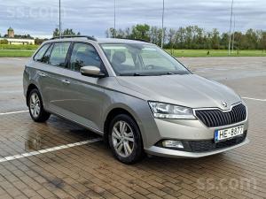 Pelēks Skoda Fabia 2018 Rīga, ar dzinēja tilpumu 1.00 L un nobraukumu 163 tūkst. km par 6700 €, foto  vietnē AUTOMOTO.COM.LV