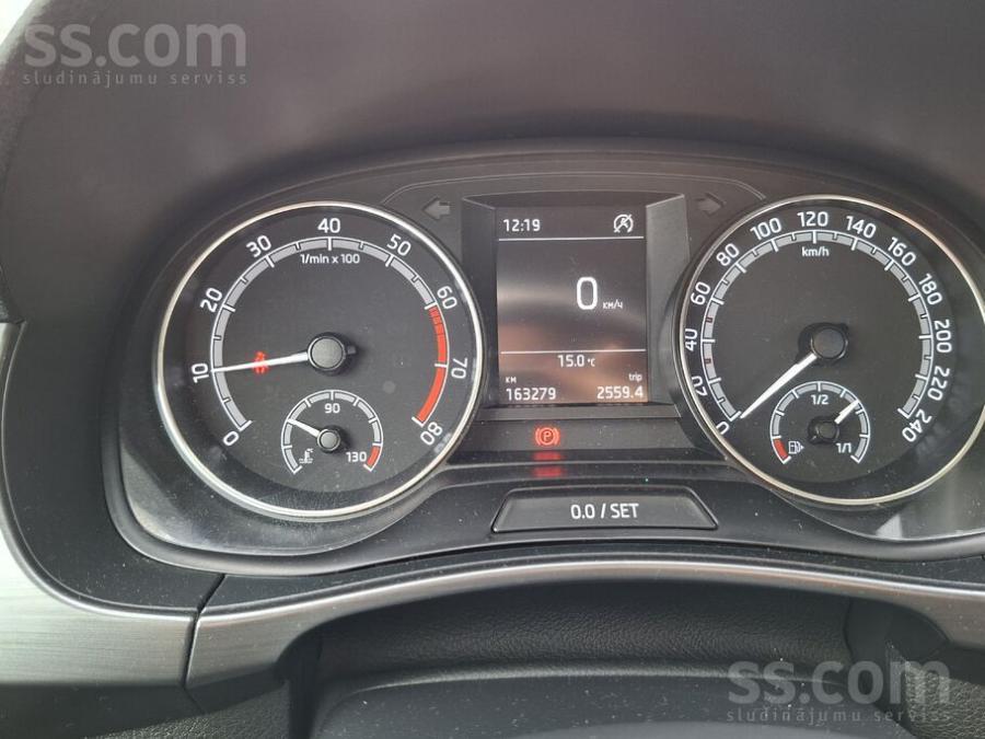 Grey Skoda Fabia 2018 in Riga, with an engine capacity of 1.00 L and mileage of 163 thousand km for 6700 €, photo 18 on AUTOMOTO.COM.LV