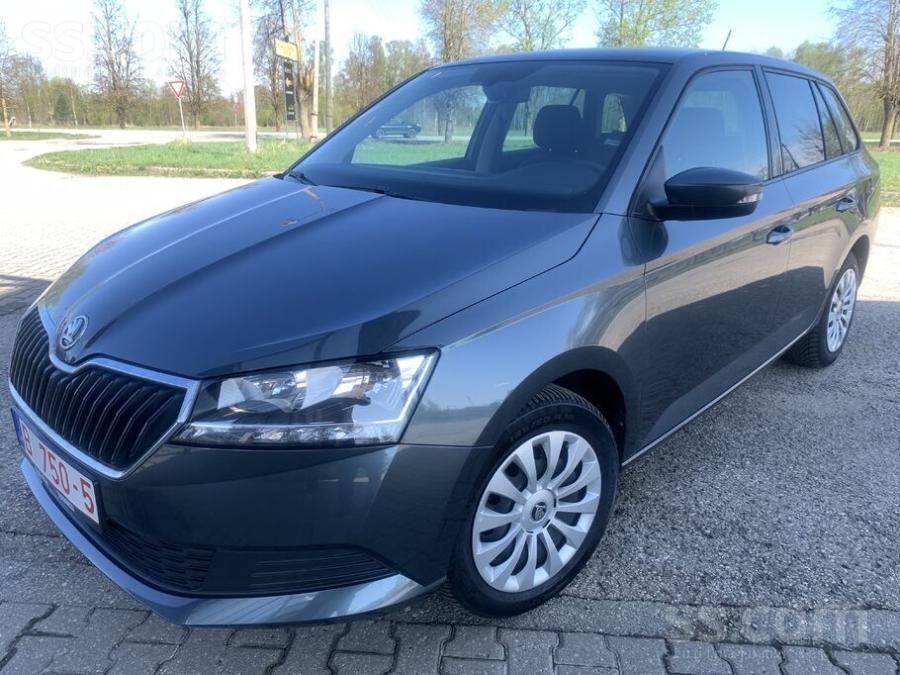 Pelēks Skoda Fabia 2019 Ogre, ar dzinēja tilpumu 1.00 L un nobraukumu 170 tūkst. km par 7990 €, foto 3 vietnē AUTOMOTO.COM.LV
