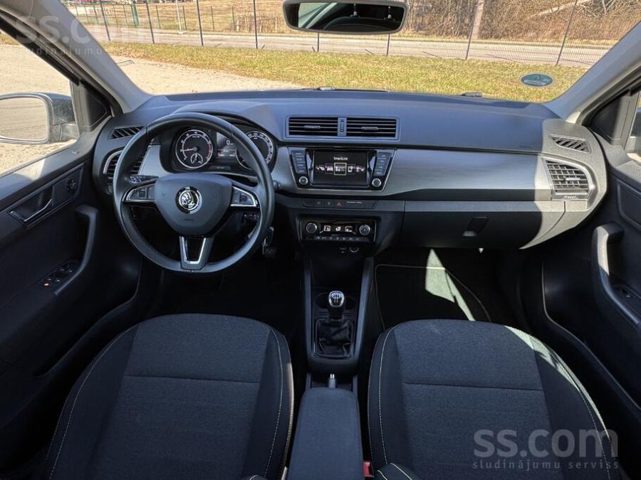 Grey Skoda Fabia 2019 in Valmiera, with an engine capacity of 1.00 L and mileage of 174 thousand km for 8500 €, photo 8 on AUTOMOTO.COM.LV