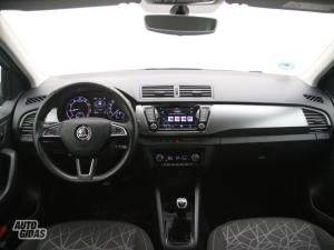 Grey Skoda Fabia 2019 in Vilnius, with an engine capacity of 1.00 L and mileage of 202 thousand km for 7099 €, photo 2 on AUTOMOTO.COM.LV