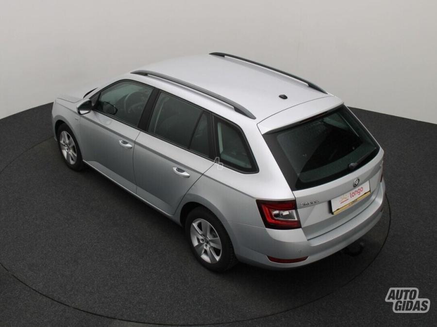 Grey Skoda Fabia 2019 in Vilnius, with an engine capacity of 1.00 L and mileage of 202 thousand km for 7099 €, photo 12 on AUTOMOTO.COM.LV