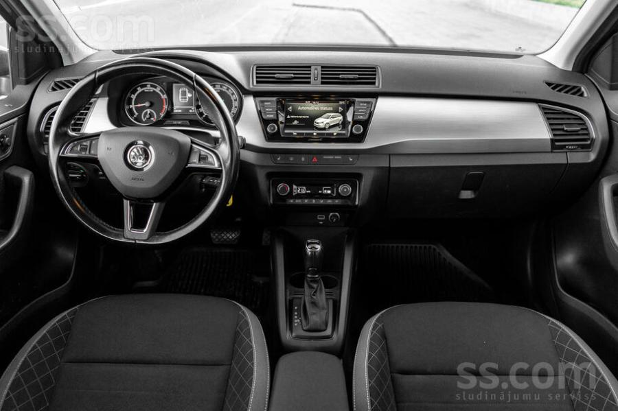 Grey Skoda Fabia 2019 in Riga, with an engine capacity of 1.00 L and mileage of 109 thousand km for 8990 €, photo 7 on AUTOMOTO.COM.LV