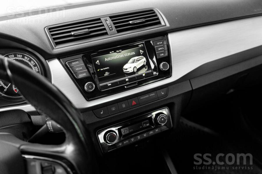 Grey Skoda Fabia 2019 in Riga, with an engine capacity of 1.00 L and mileage of 109 thousand km for 8990 €, photo 14 on AUTOMOTO.COM.LV