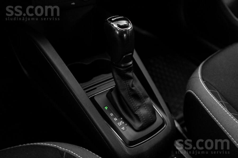 Grey Skoda Fabia 2019 in Riga, with an engine capacity of 1.00 L and mileage of 109 thousand km for 8990 €, photo 18 on AUTOMOTO.COM.LV
